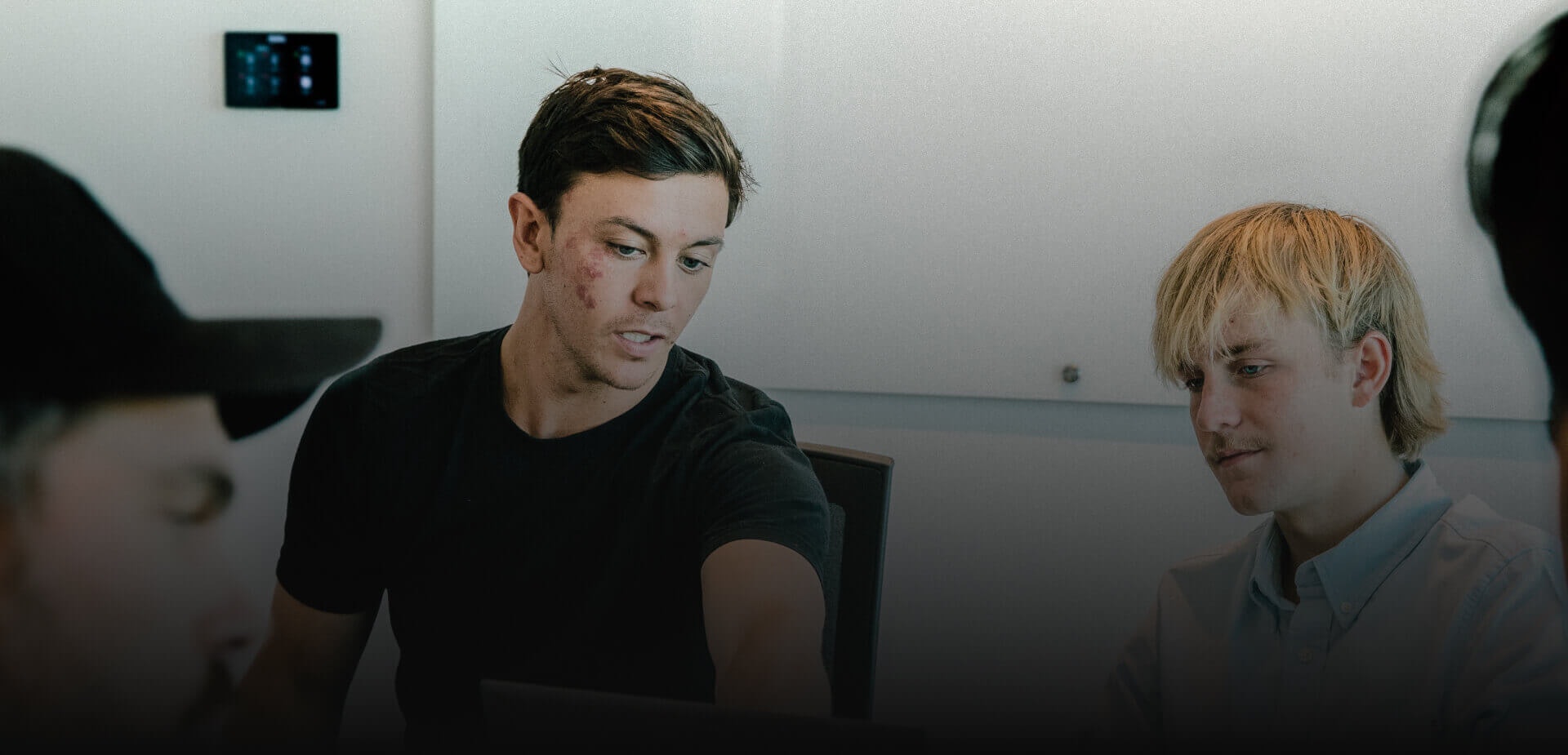 Zuru Tech - About Us